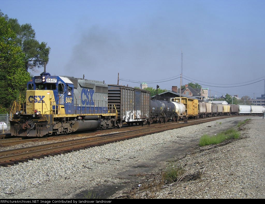 CSXT 8447 On CSX Q 501-13 Southbound ( Smoking )